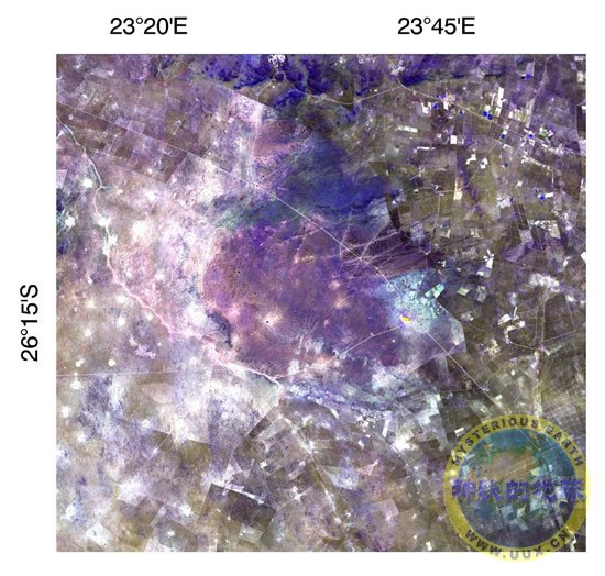 南非Morokweng撞击坑发现保存完好的陨石 - 神秘的地球 科学|自然|地理|探索